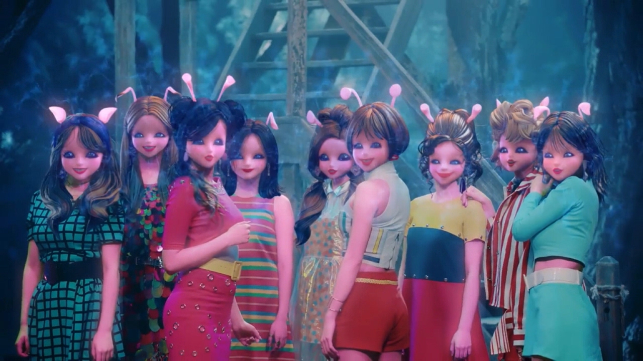 TWICE To be Aliens "SIGNAL" M/V - YouTube