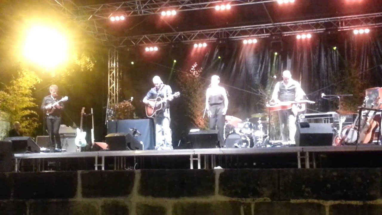 JESSY ROUSSEL WAYFARING STRANGER FESTIVAL CORBEIL ESSONNE 040714 - YouTube