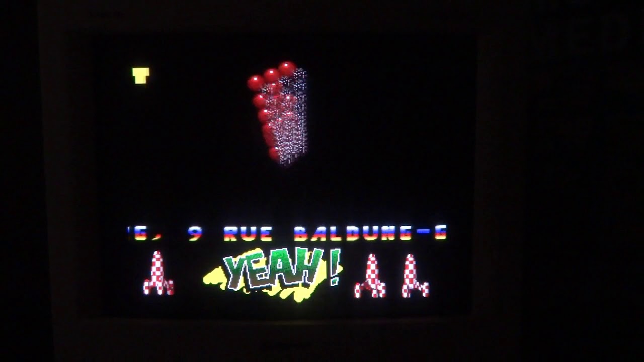 AMIGA 4000 - VECTOR BALLS DEMO SCENE - YouTube