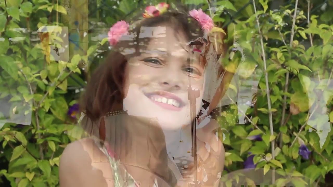 Gabi canta na webserie Love Rock & Blues (Trem-Bala - Ana Vilela) - YouTube