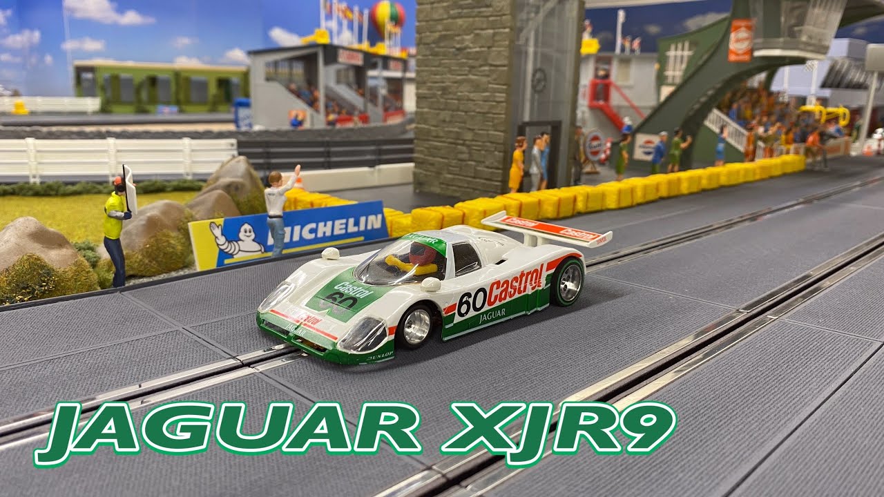 Scalextric Body auf einem Plafit Super 32 Red Devil Chassis - Slotcar ...