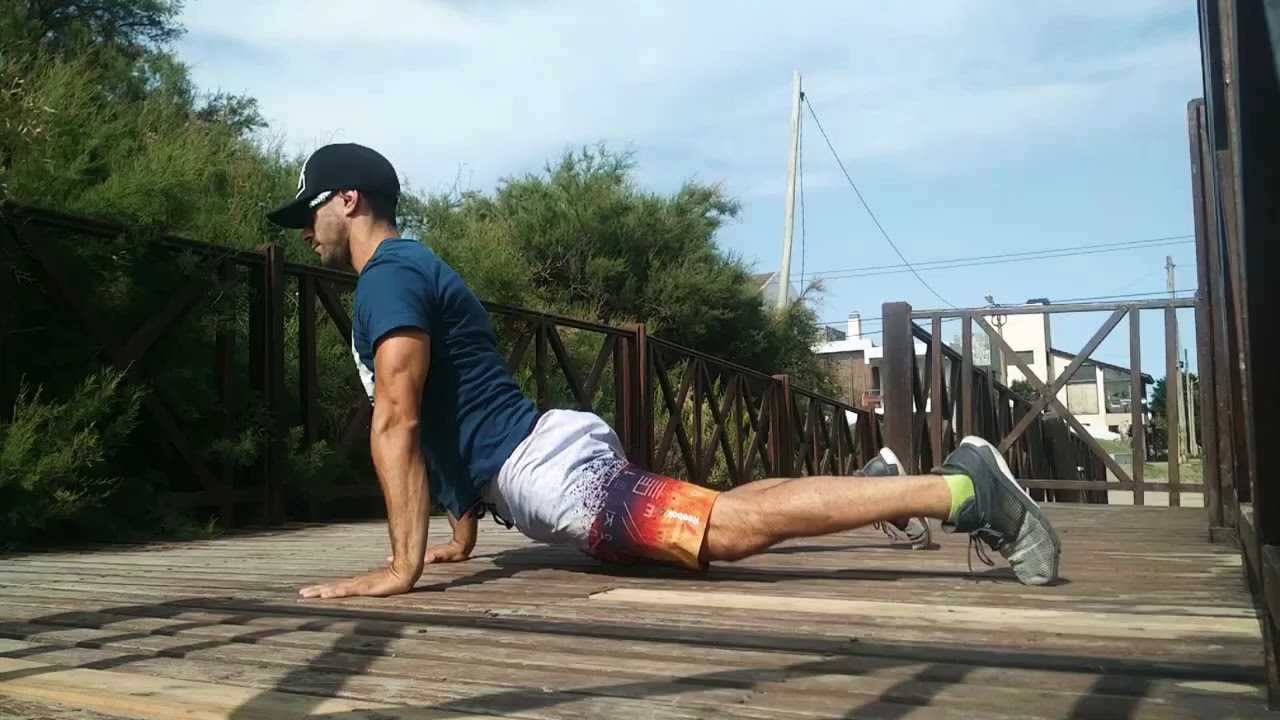Hindu Pushup / Flexiones Hindú - YouTube