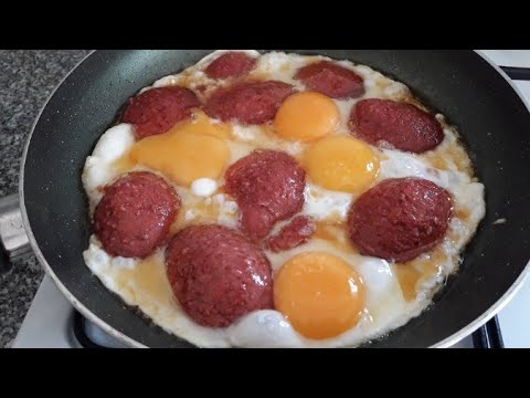 5 DAKİKADA HEMEN HAZIRLAYIN  ŞAHANE SUCUKLU YUMURTA TARİFİ 😋