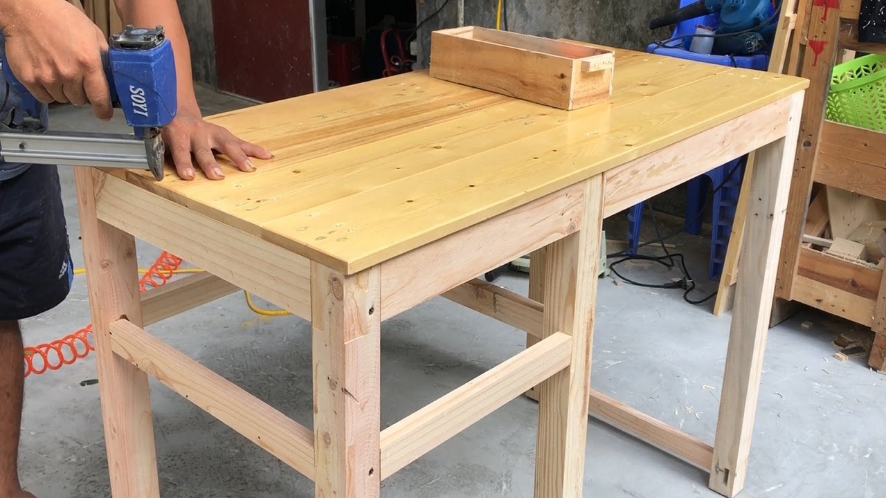 DIY Desks That Really Work For Your Home Office Free DIY Desk Plans