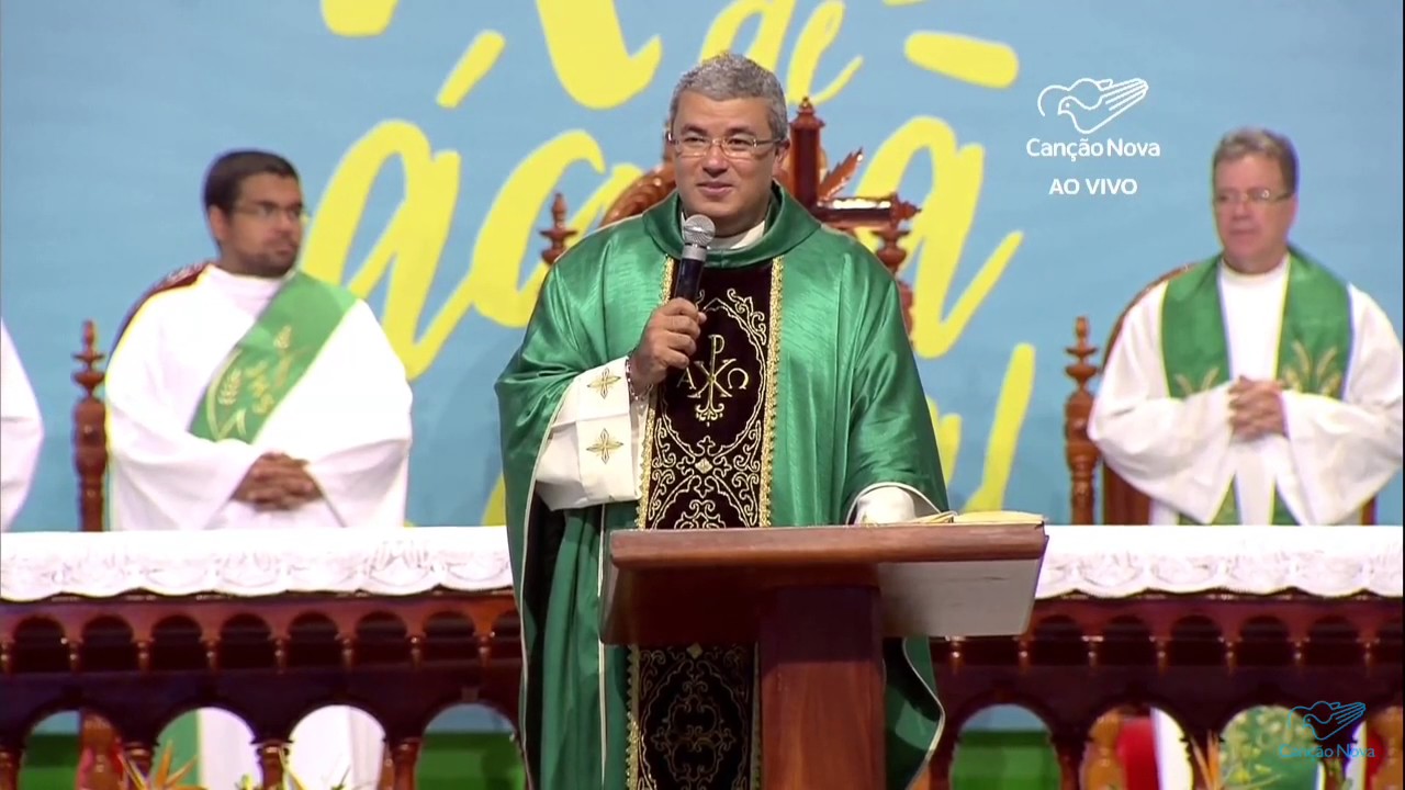 Vem Louvar 2017 - Padre Roger - YouTube