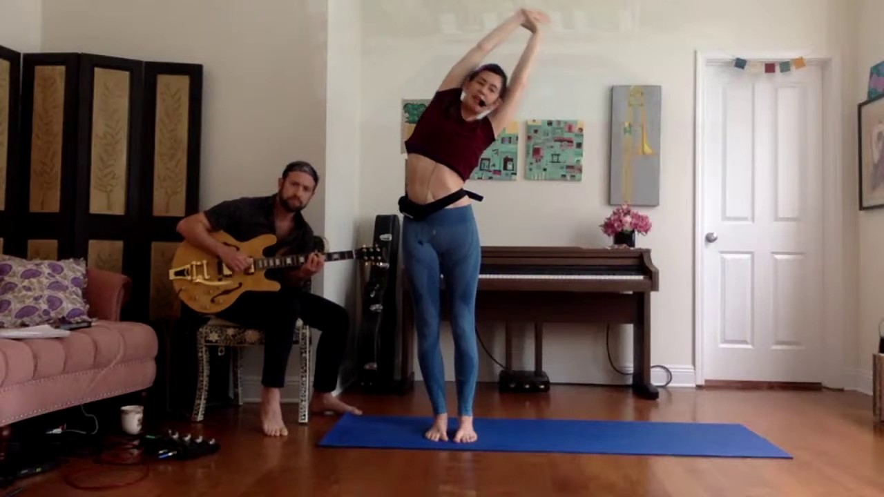Pool Party Yoga Live! Vinyasa Yoga with Becca - YouTube