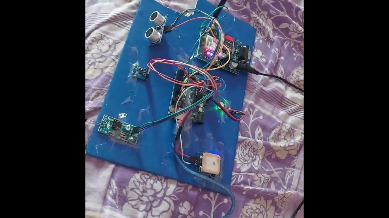 Automatic Vehicle🚗 Accident Detection🚑using ADXL335 and Messaging ...