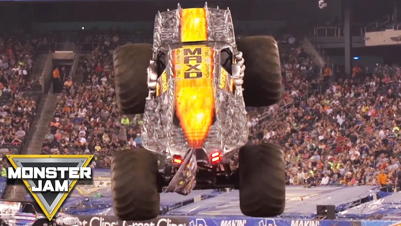 Max-D Driver Tom Meents' Freestyle from E. Rutherford 2017 - YouTube