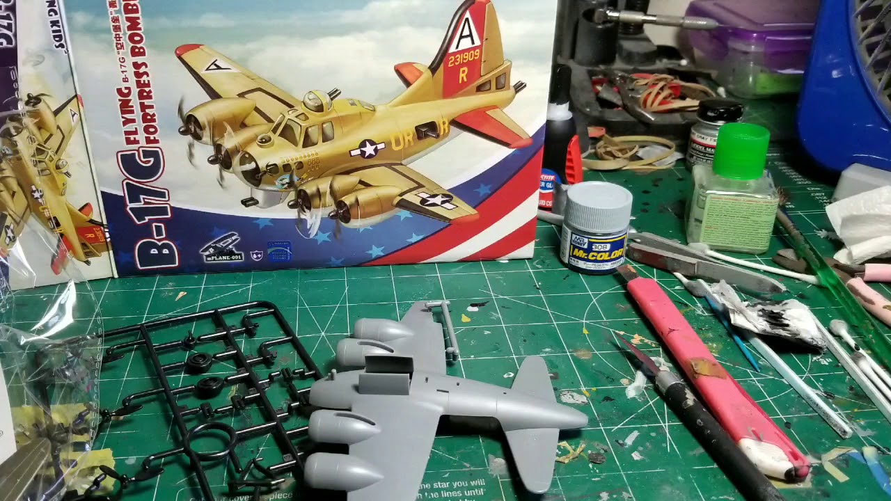 Meng kids B-17 G - YouTube