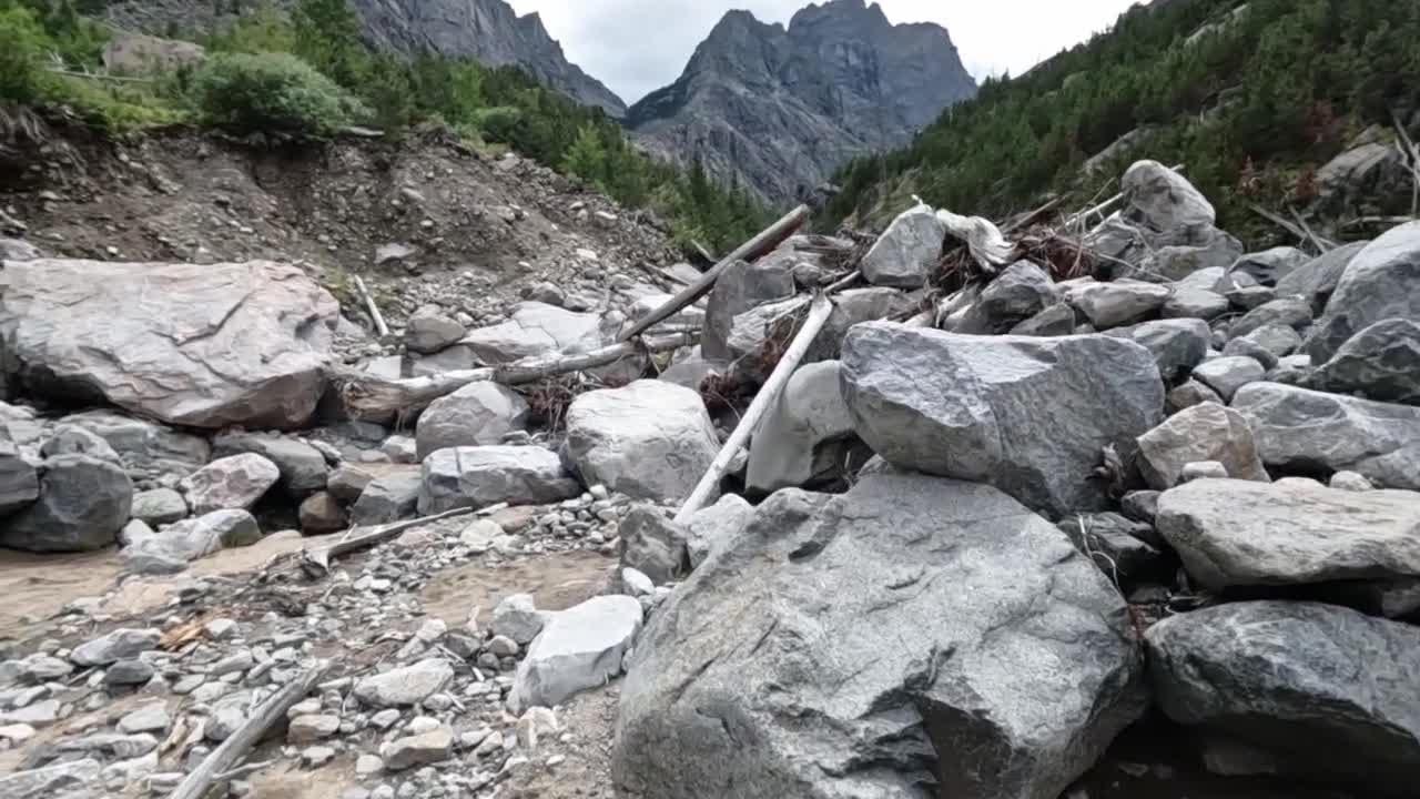 Hikers return to East Rosebud's 'Beaten Path' - YouTube