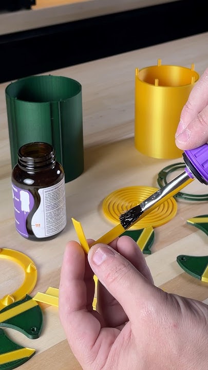 Spring-Loaded Iris Gift Box | 3D Printing Ideas - YouTube