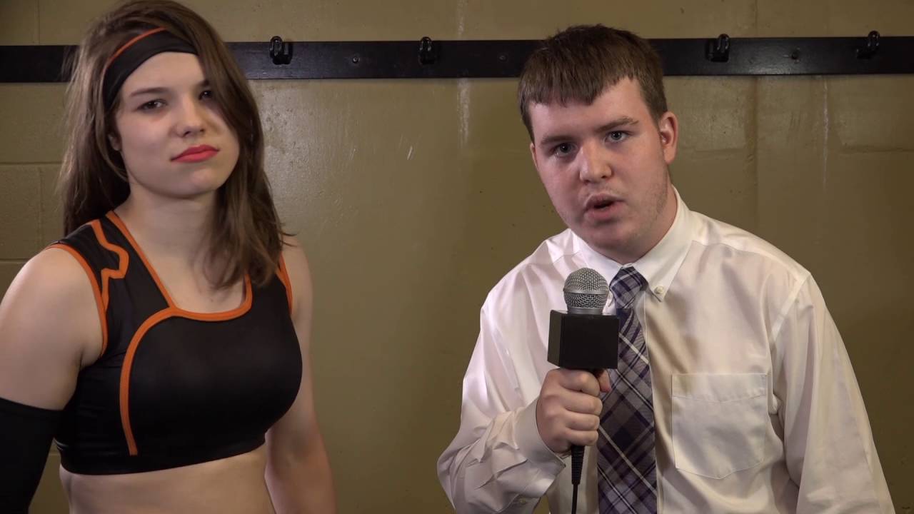 Flow Riley on Lady Yasmine #GNWPembrke Re-match! - YouTube