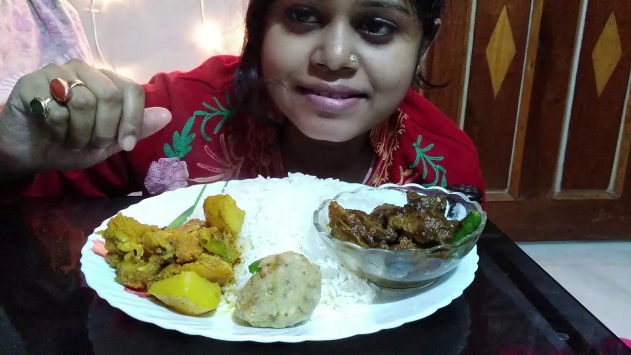 Eating Show With Sound !! Eating Mutton kosha ,shol mach curry ,shol ...