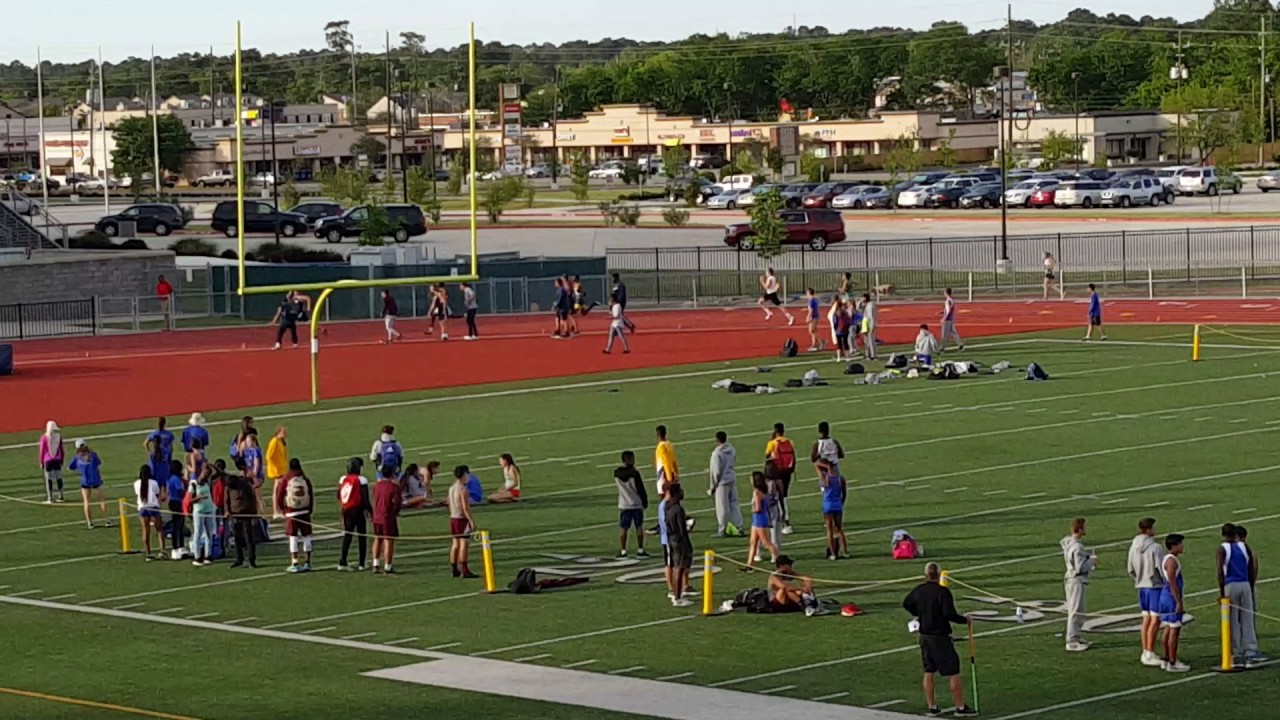 Klein Forest JV Boys 4x4 - District Meet - YouTube