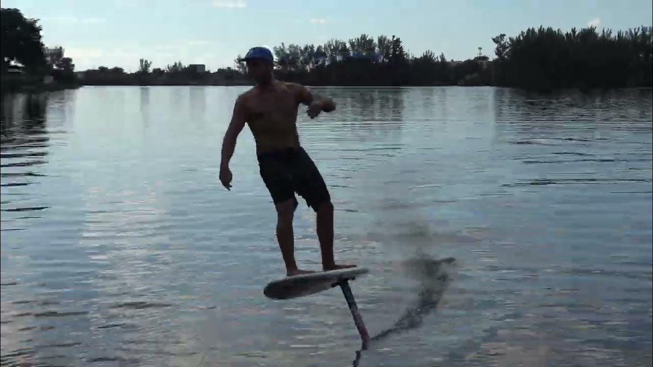 Go Foil Dock Start GT2200, "faster than I thought" - YouTube