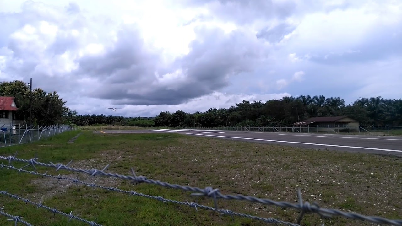LANDING[Harbin Y-12]-Aeropuerto Coto 47 - YouTube