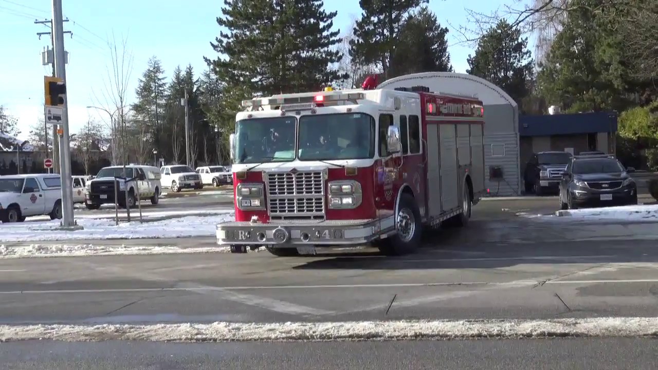 Richmond Fire Rescue 4 Responding - YouTube