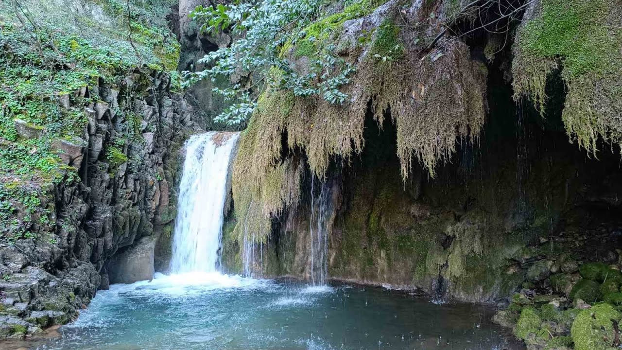 Καταρράκτες Αγίας Παρασκευής / Αιτωλοακαρνανία - YouTube