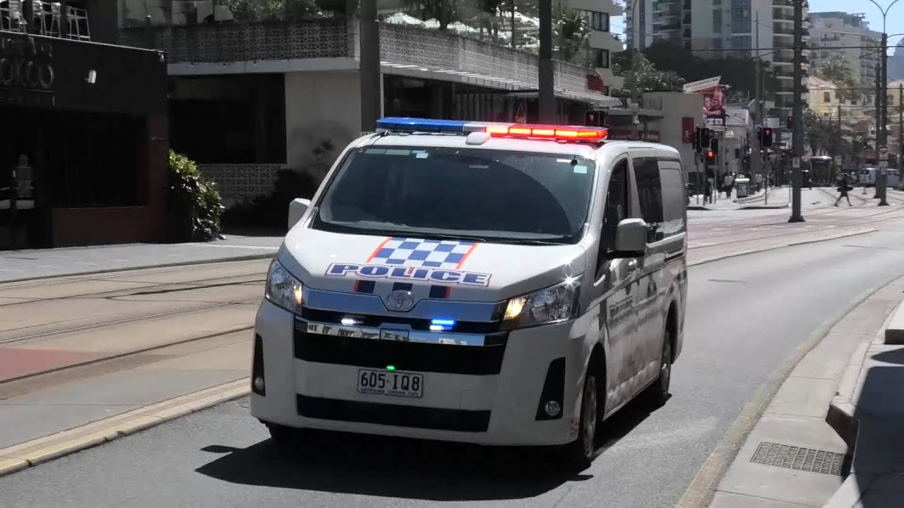 QPS - 2023 HiAce Van Responding | 2 QAS Units Responding - YouTube