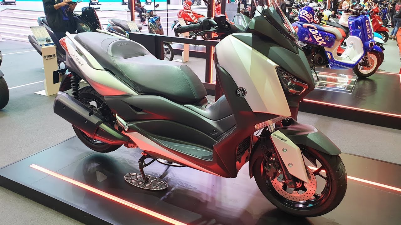 Yamaha XMAX 300 ABS | Gray | Walkaround at BIMS 2019 - YouTube