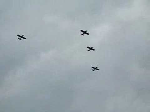 Dan Lloyd's UFO, Missing Man Formation Fly-by. - YouTube
