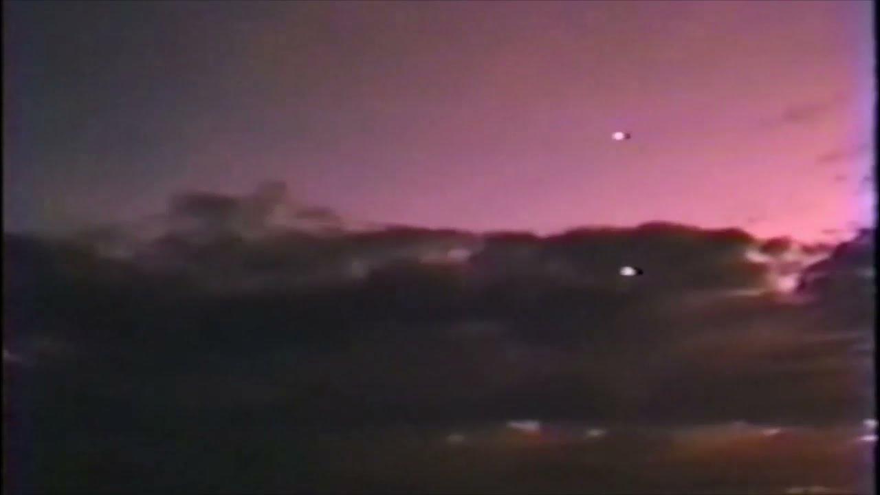 Intercontinental Ballistic Missile (ICBM) - MIRV Reentry Compilation - Part I - YouTube