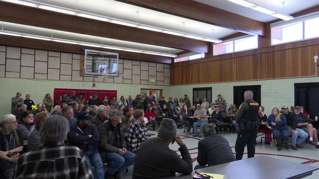 Noxon holds meeting to discuss next steps after fire - YouTube