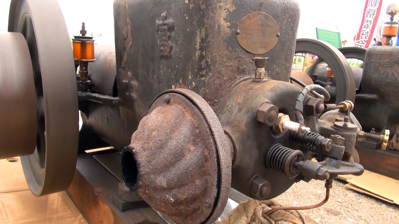 Old Engines in Japan 1930s? FUJI Oil Engine 3.5hp - YouTube