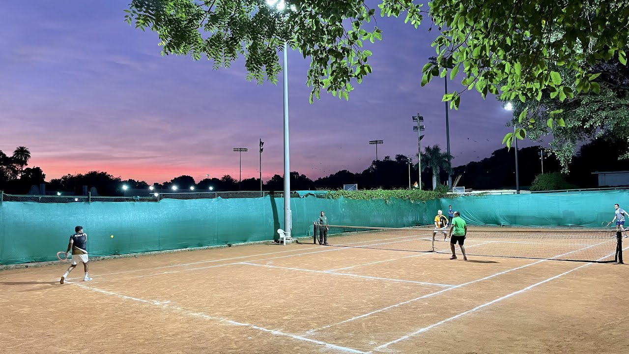 Tennis || Mayank & Varun Vs Sameer & Arjun #roshanaraclub #aagoshlens # ...
