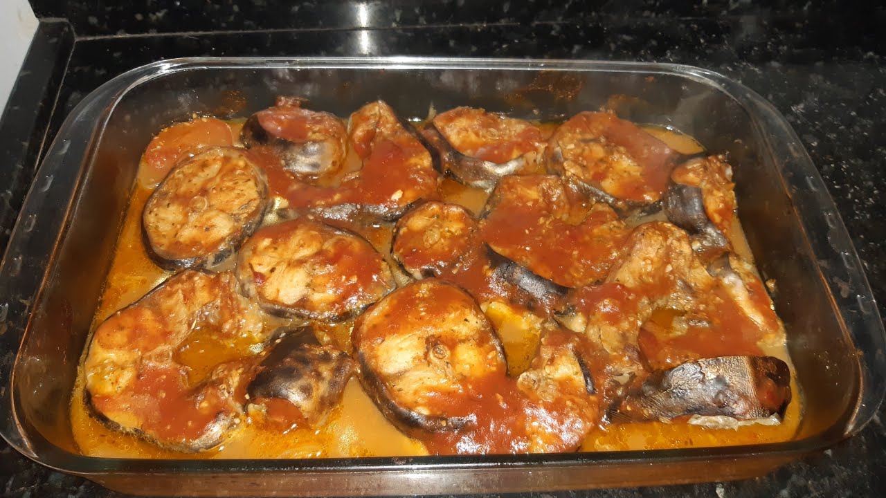 Pintado assado uma delícia - YouTube