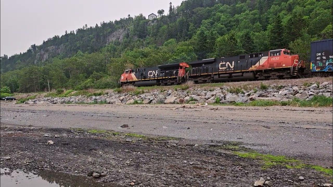 CN #402 at L'Anse Au Sable « Rimouski» eastbound to Mont-Joli on june 24th 2023. - YouTube