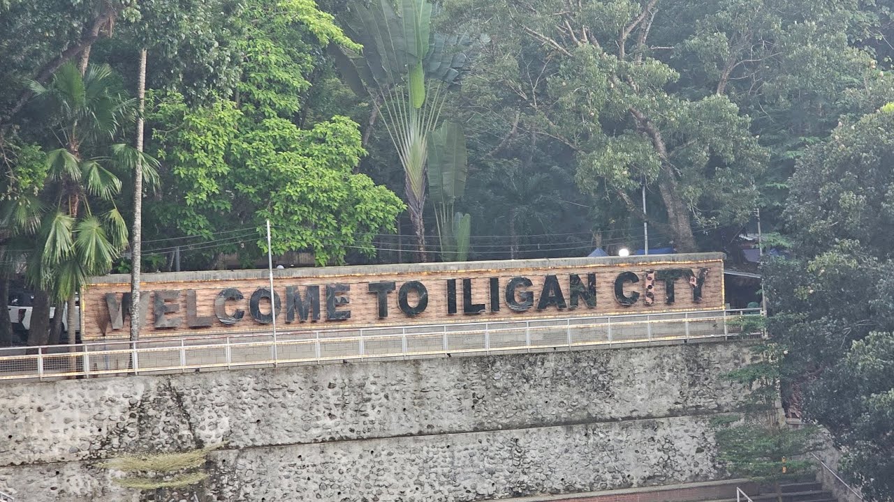 ILIGAN CITY HALL "ANAHAW AMPHITHEATRE" - YouTube