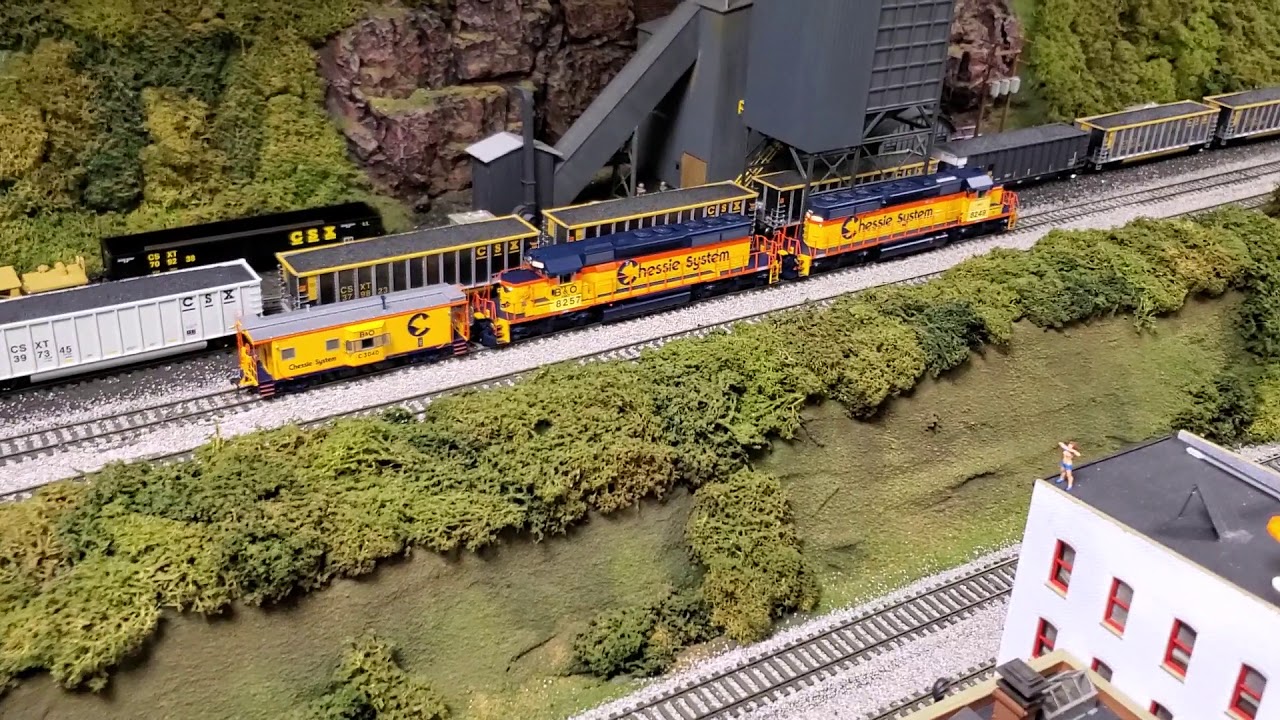 Scaletrains.com Chessie System CSX SD40-2 Patch with Tangent Caboose ...