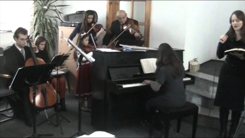 AZSMR BUCURESTI - Ana Paun & Adrian Raducanu - cantare "Plutim prin ...