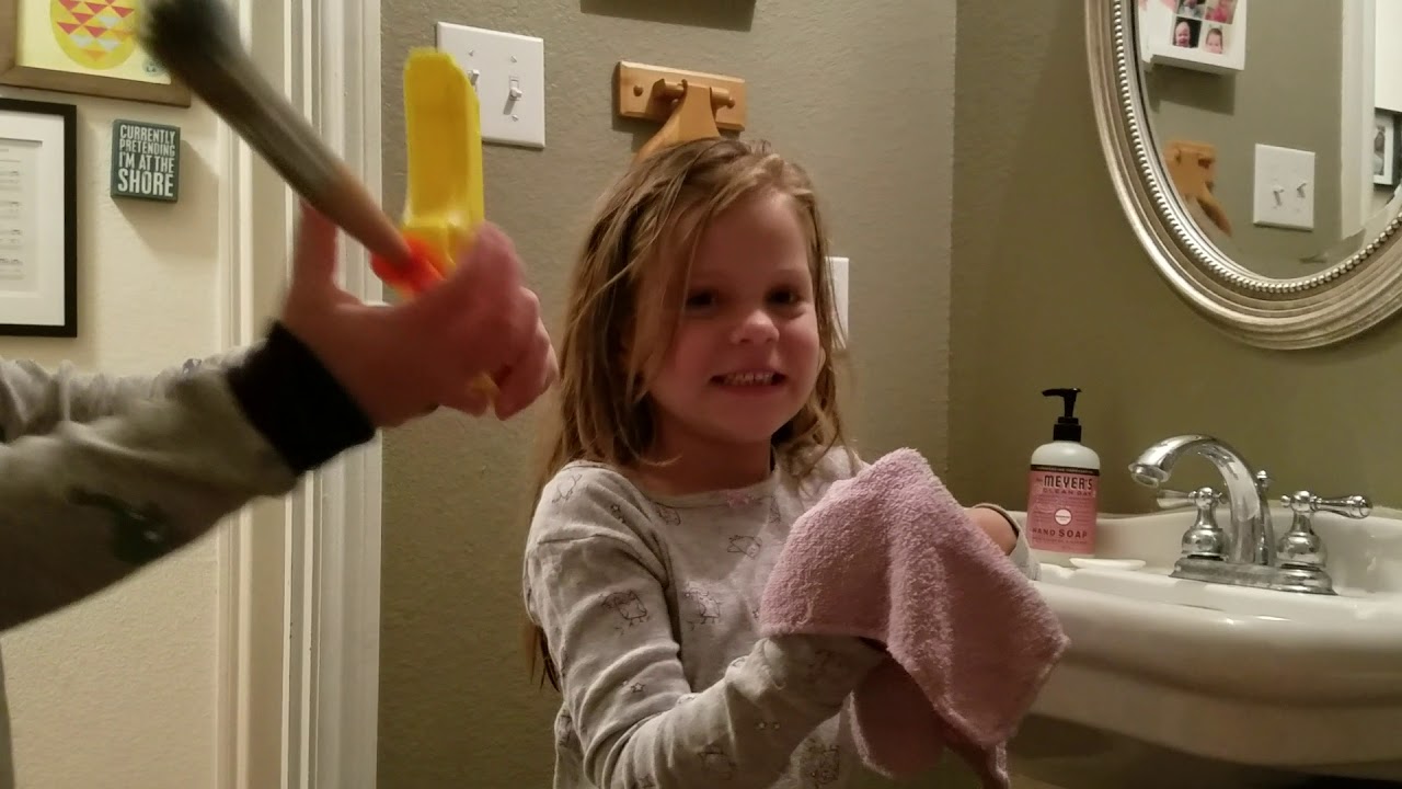 Summer's first loose tooth - YouTube