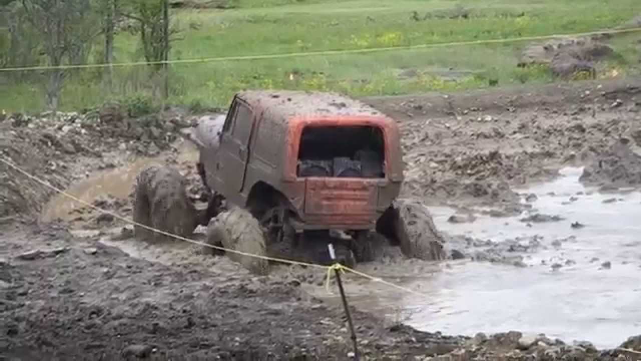 Orange Jeep Mudding At Wolf Springs Mud Bog May 2014 - YouTube
