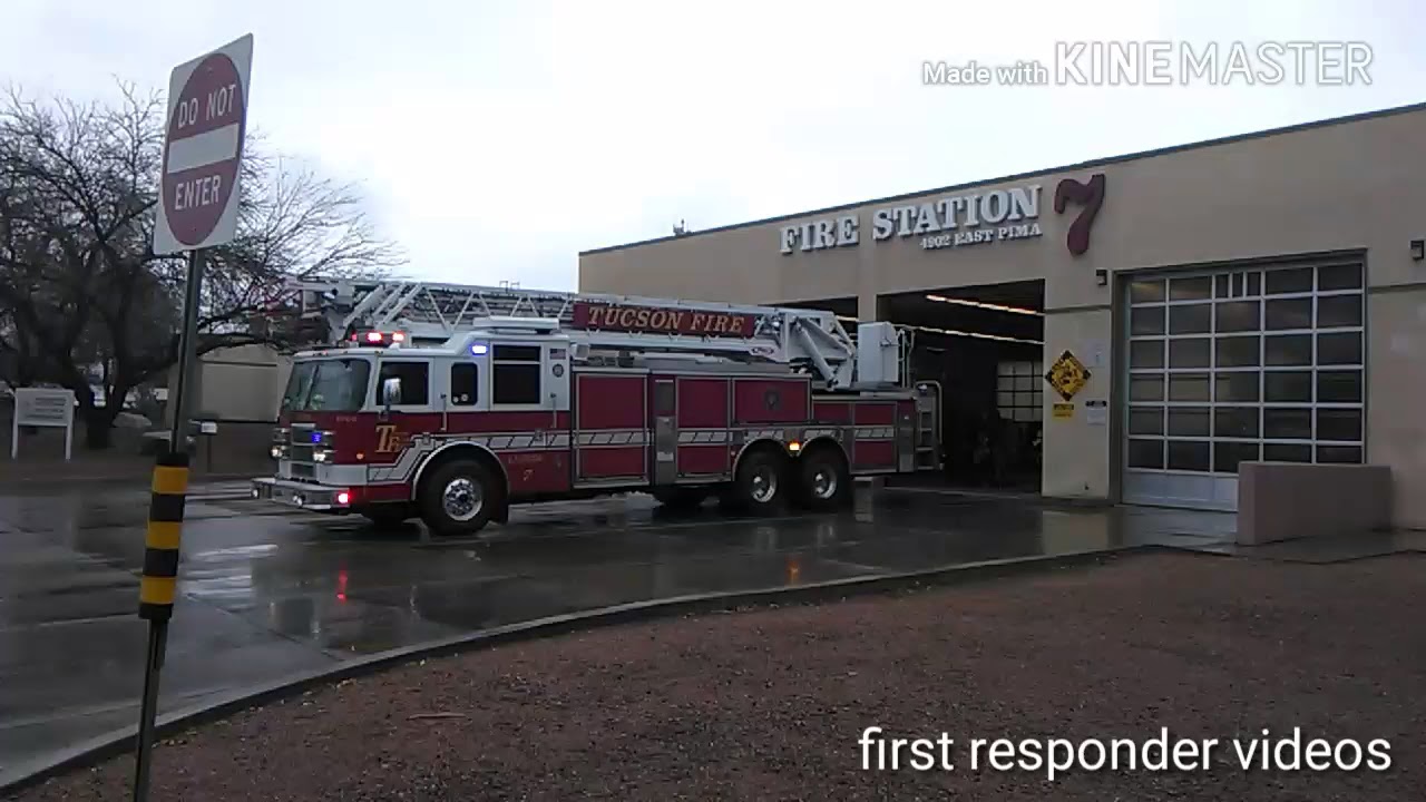 Tucson Fire and Tucson paramedics responding - YouTube