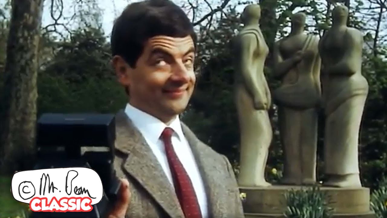Mr Bean PROFESSIONAL SELFIE TAKER | Mr Bean Funny Clips | Classic Mr ...