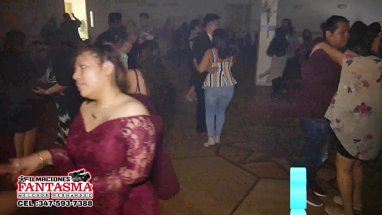 Beautiful bachata en vivo en los 16 años de amanda carranza - YouTube