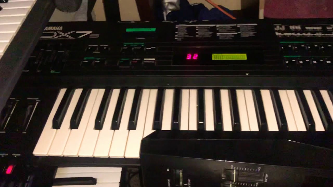 Roland D50 Korg M1 - YouTube