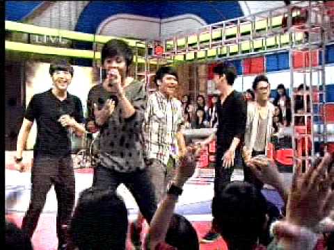 Dering-Smash-Inikah Cinta.mpg 15/2/2011 by : Nadira Rania Balqis