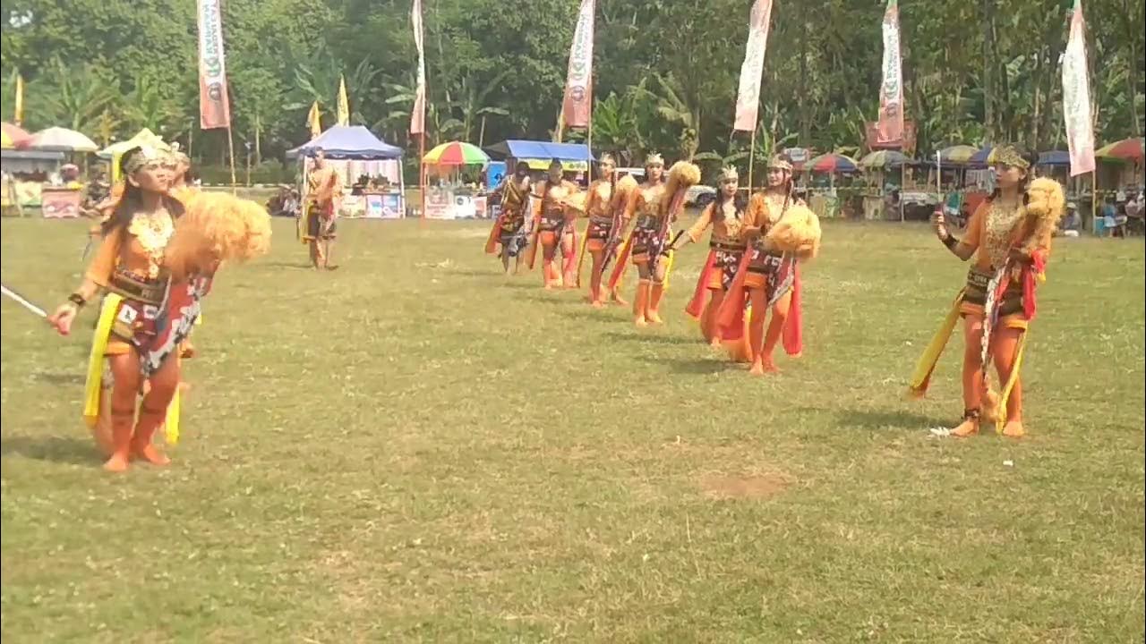 tarian karman ebeg banyumas lapangan purwodadi kec.kembaran kab.banyumas - YouTube