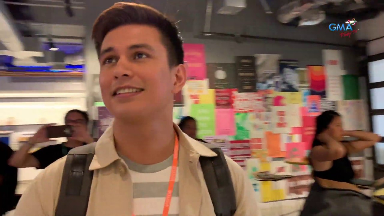 Tom Rodriguez visits the Facebook headquarters in California! - YouTube