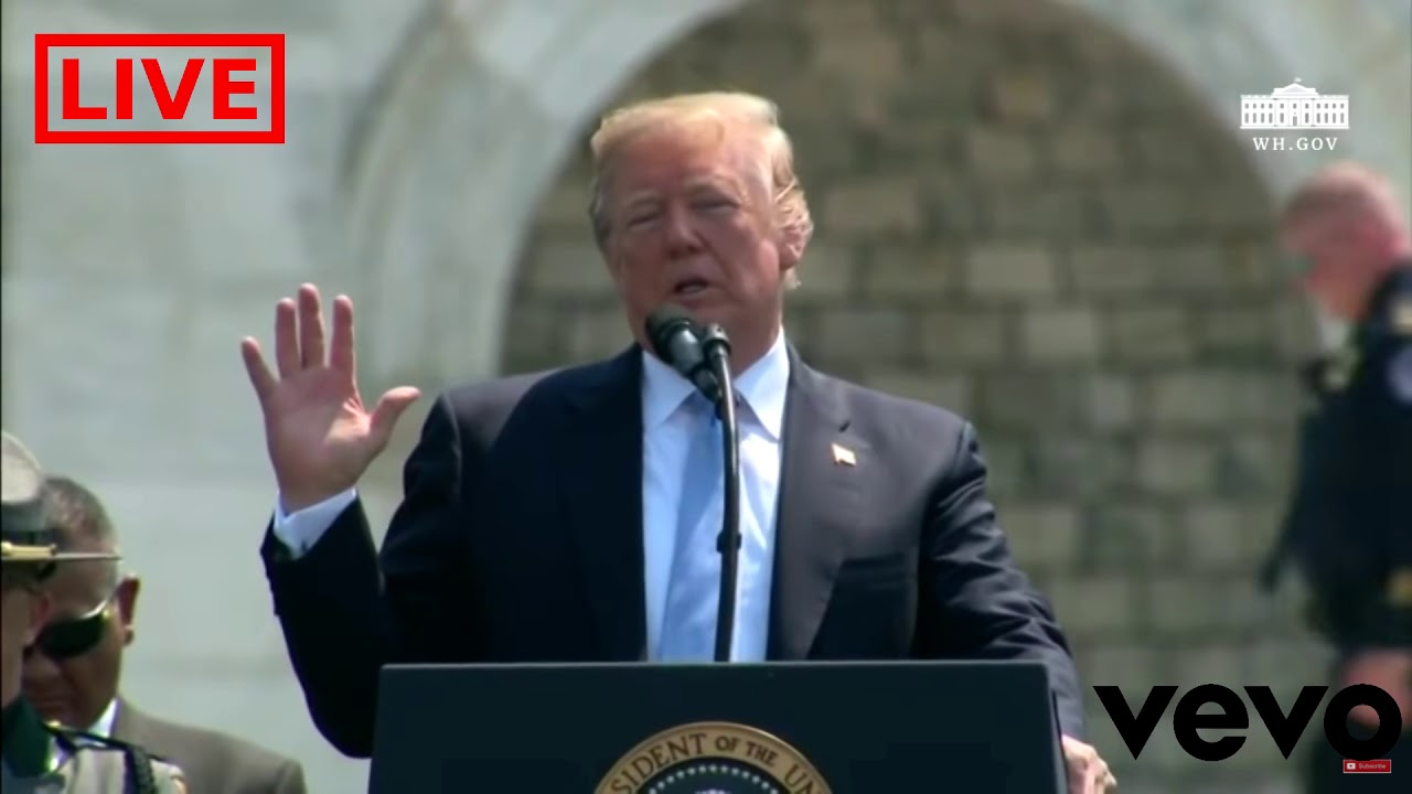 Donald Trump - Grab 'em by the p*ssy (live rapping performance) - YouTube