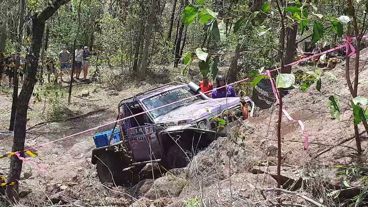 lowmead 3 car winch challenge - YouTube