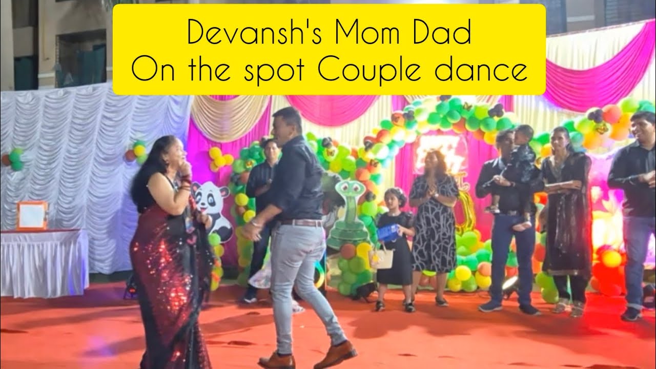 Devansh's Mom Dad dance |Marathi famous songs |On the spot Couple dance 💃 😍 Ashwini ye na ...