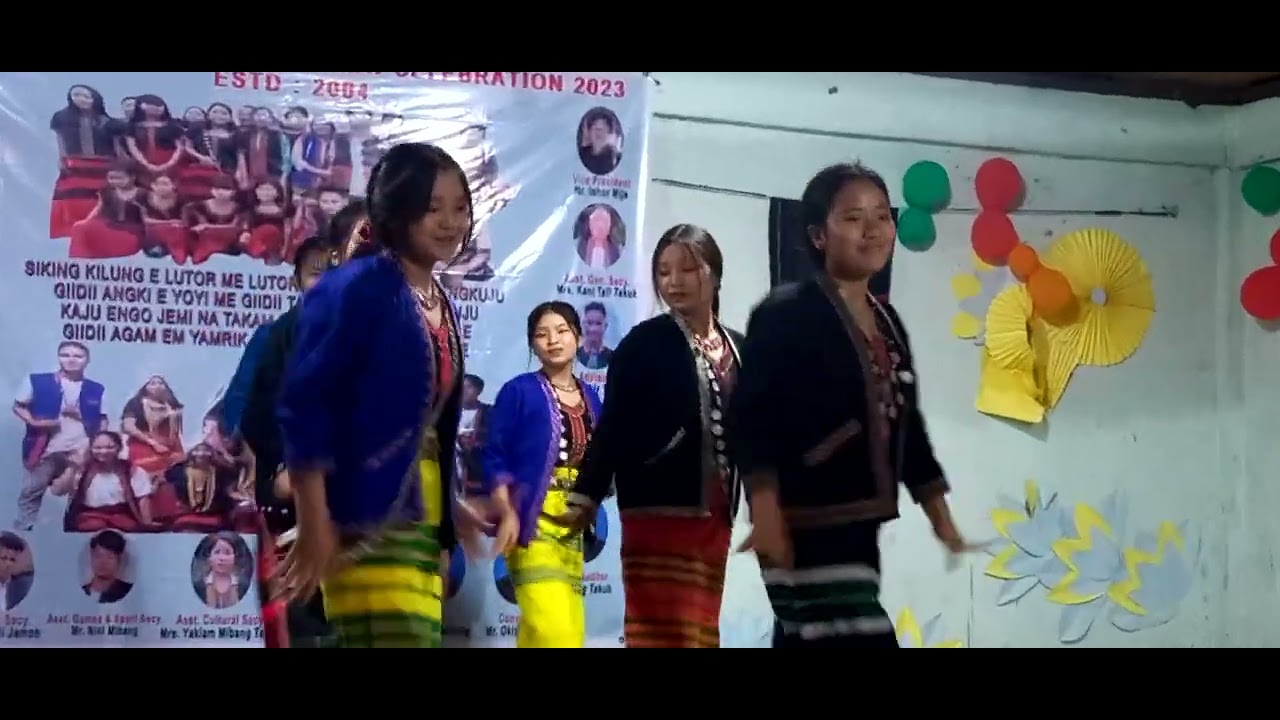 Gidi gidi solung e pidung adi modern group dance - YouTube