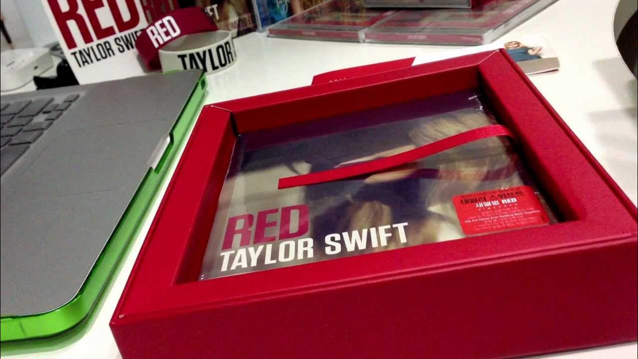 Taylor Swift RED Valentine's Day Edition Unboxing! - YouTube