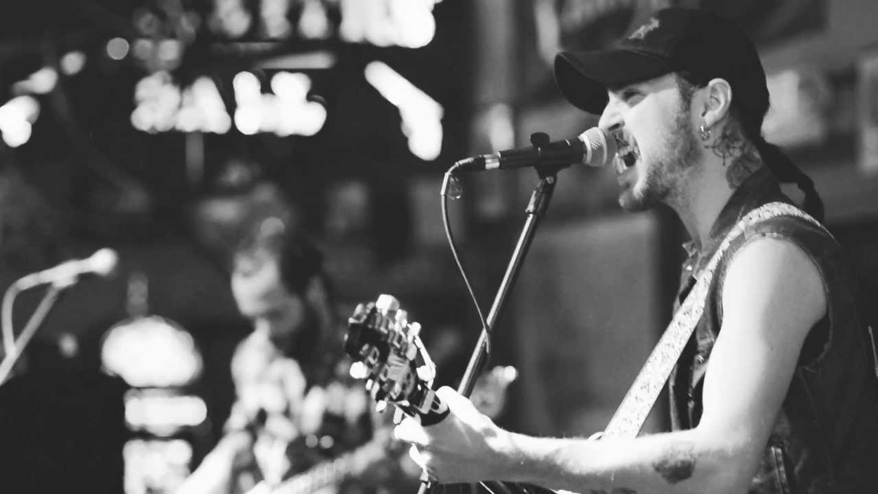 Lorin Walker Madsen - I Don't Give A Damn (Live at the Sunrise Saloon ...