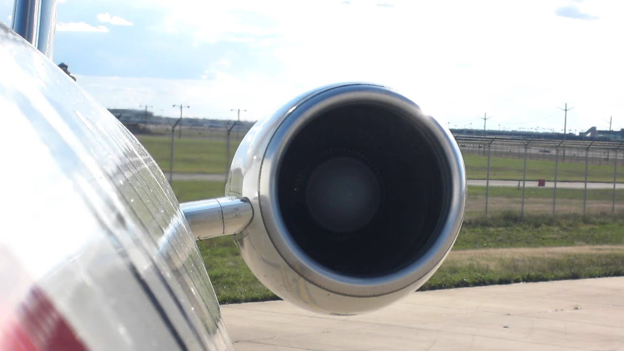 crj200 engine start - YouTube